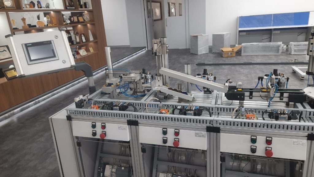 Modular Mechatronics System (MMS) – Adml India